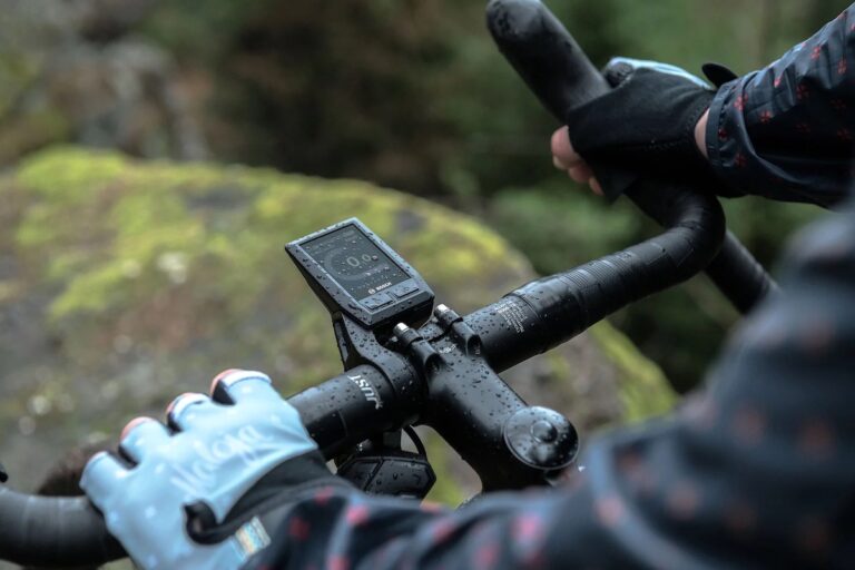 MISE A JOUR CHEZ BOSCH - LA NAVIGATION SUR L’ÉCRAN DU KIOX 300 - www ...